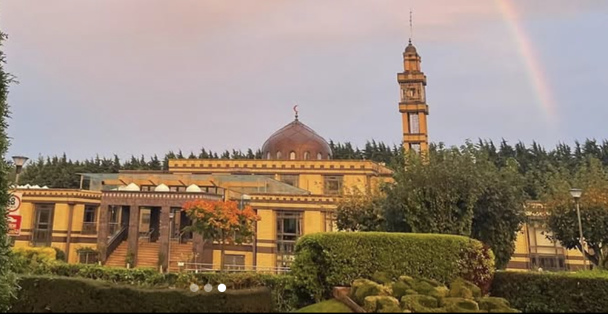 Ireland's largest mosque closes doors amid wild speculation online ...