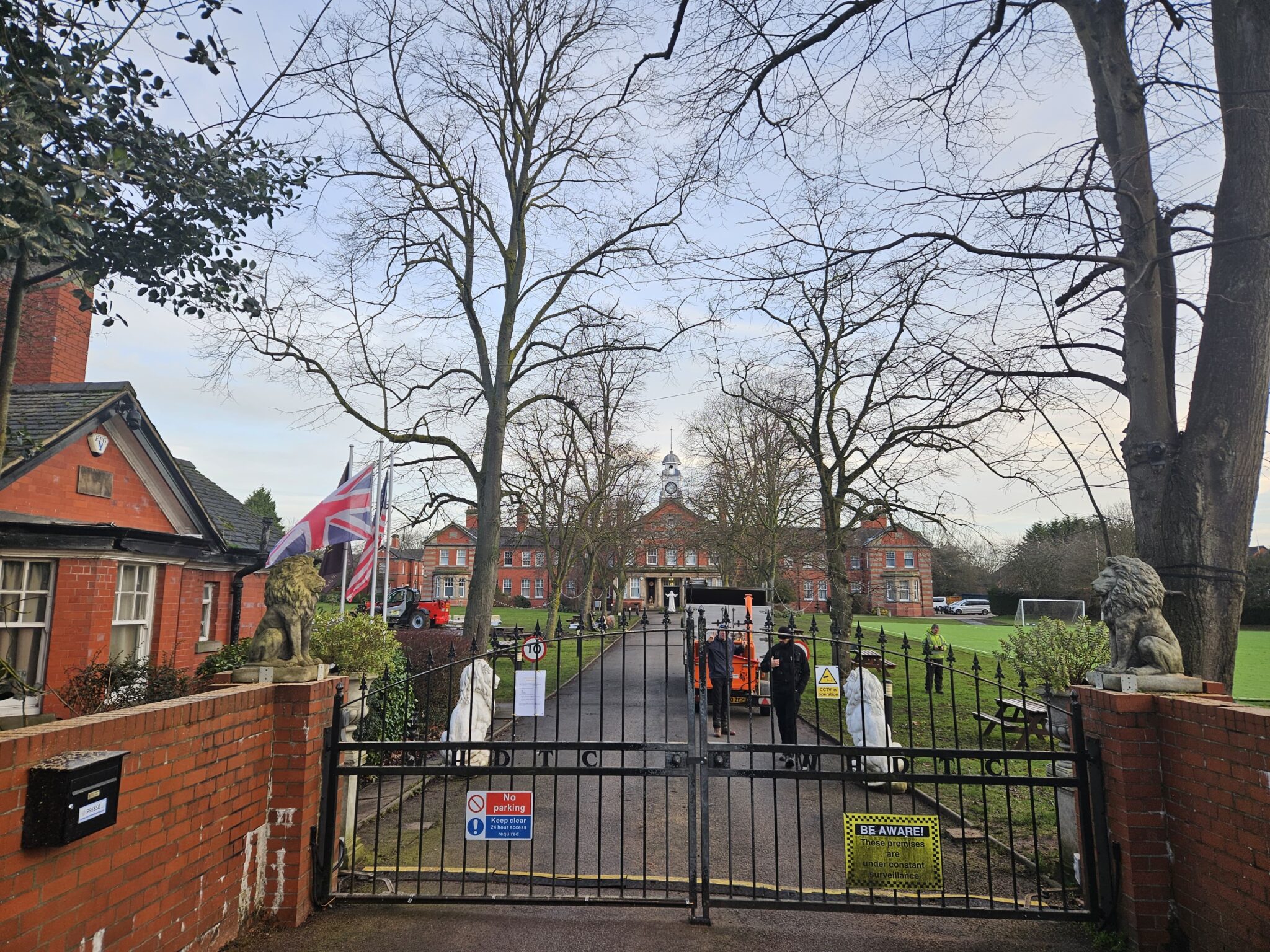 Police raid Crewe-based 'Ahmadi cult' exposed by 5Pillars – 5Pillars